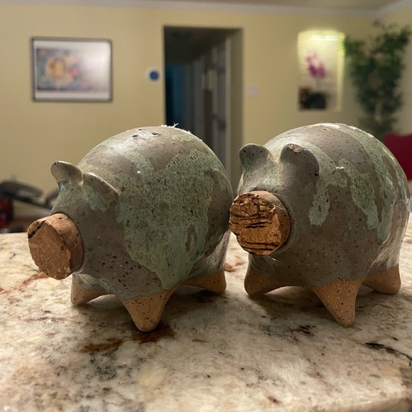 Art | Handmade Vintage Pottery Animal Pigs Solt And Pepper | Poshmark